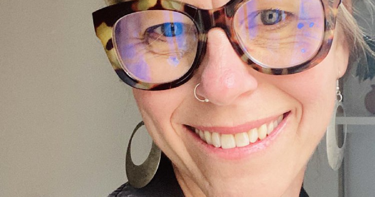 Artist Spotlight: Aris Moore | Abigail Ogilvy Gallery